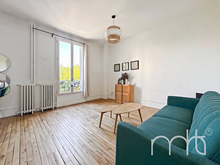 Appartement 2 pièces à louer à Agent Sarre-Centre-Les Vallées-La Garenne, Colombes