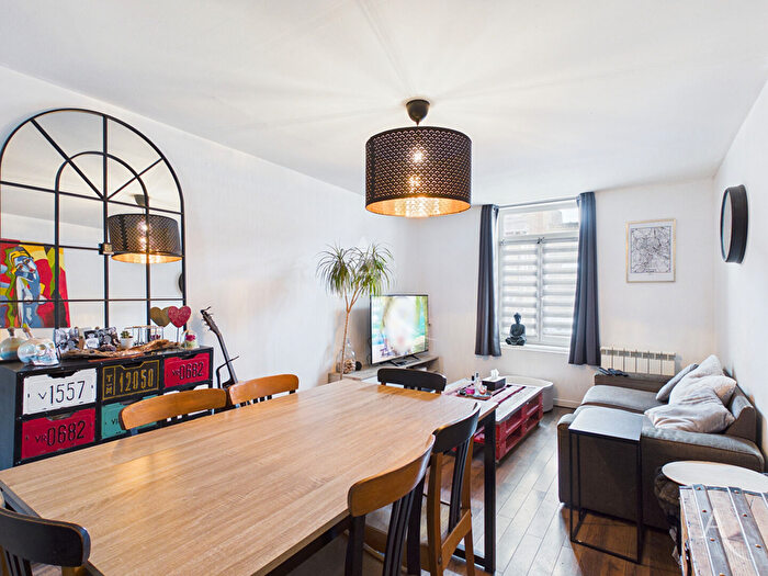 Appartement à vendre - Ann ullin, Annoeullin - 5 pièces - 2 chambres