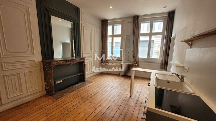 Appartement à louer - Vieux Lille - 2 pièces - 1 chambre