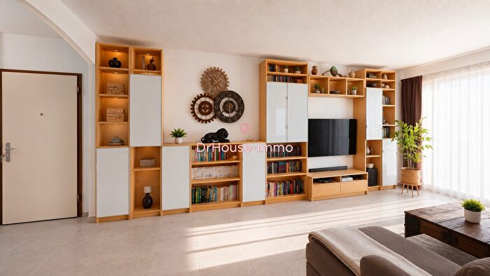 Cagnes-sur-Mer, Centre-ville - Appartement 4 pièces à vendre