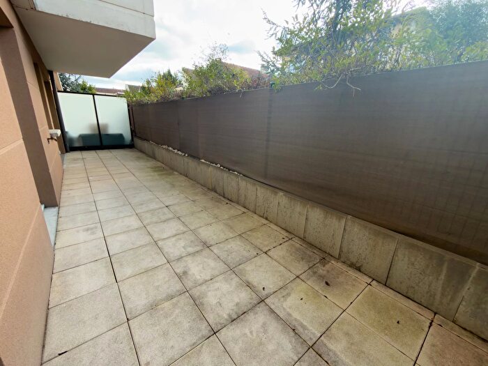 Appartement à vendre - Livry-Gargan, Centre-ville - 3 pièces - 2 chambres