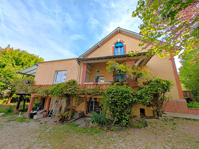 Auxerre : Maison 8 pièces à vendre