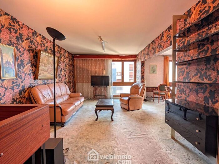 Appartement 5 pièces à vendre à Angers, Doutre, Saint-Jacques