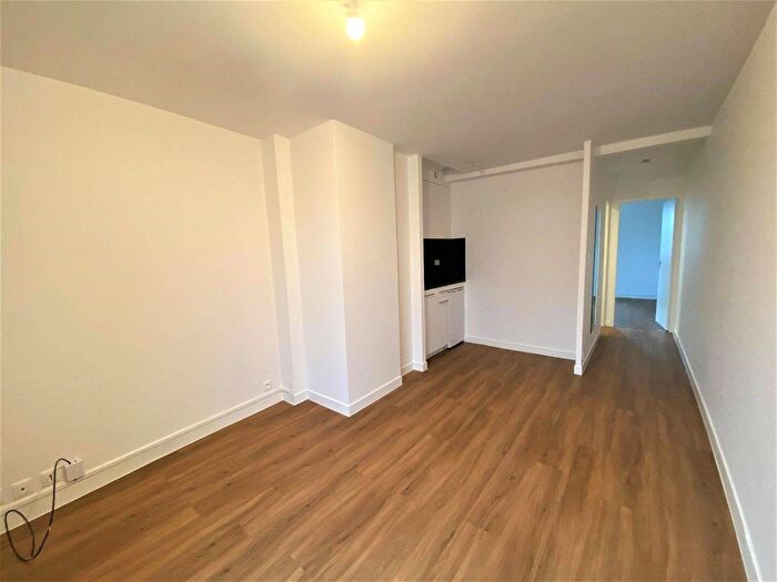 Appartement à louer - Hauts de Saint Aubin, Angers - 2 pièces - 1 chambre