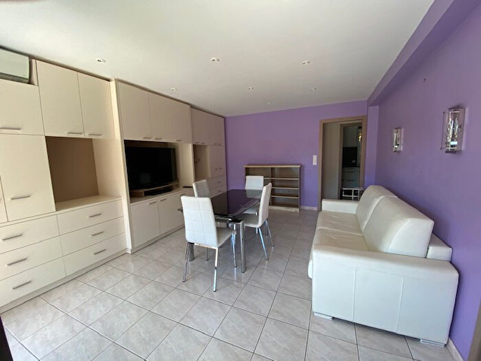 Cannes, Croix des Gardes - Appartement 3 pièces à louer