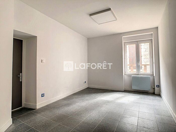 Appartement à louer - Centre Ville, Pithiviers - 3 pièces - 2 chambres