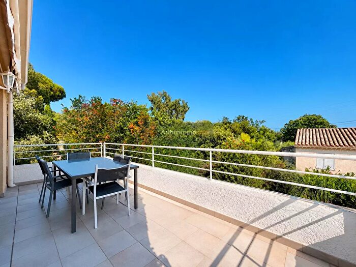Roquebrune-sur-Argens - Appartement 2 pièces à vendre