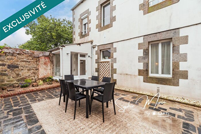 Maison à vendre - Plouaret - 6 pièces - 5 chambres