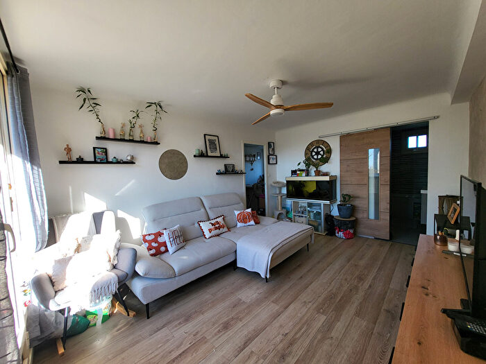 Appartement à vendre - Martigues, Jonquières - 3 pièces - 2 chambres