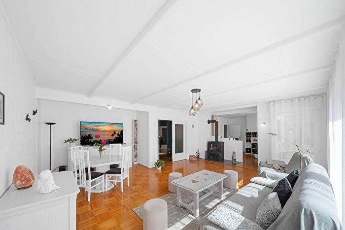 Maison à vendre - Arc-sur-Tille - 5 pièces - 3 chambres