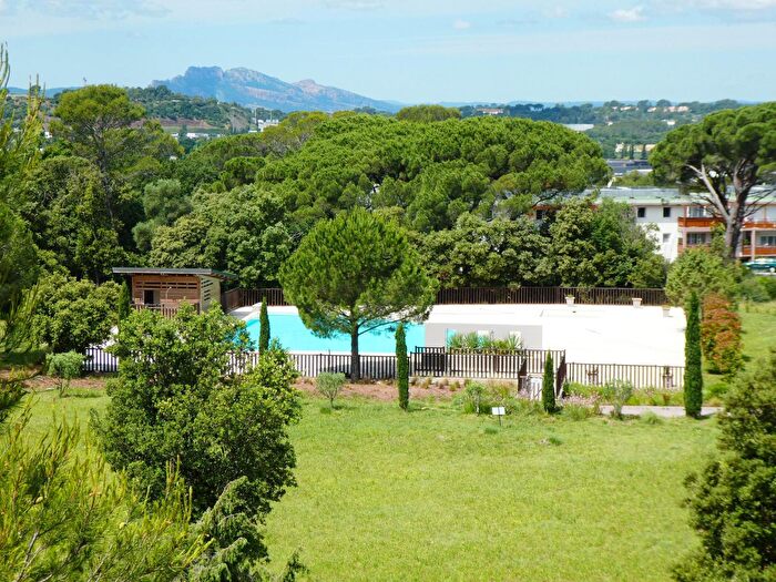 Appartement à vendre - Fréjus, La Tour de Mare - 3 pièces - 2 chambres