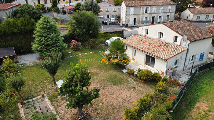 Maison à vendre - Angoulême - 5 pièces - 4 chambres