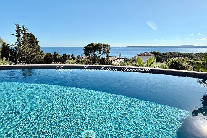 Maison 6 pièces à Roquebrune-sur-Argens, Les Issambres, La Vigie, Les Dolmens, Plages, Calanques, à vendre