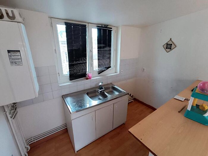 Hôtel de Ville, Elbeuf - Appartement 2 pièces à louer