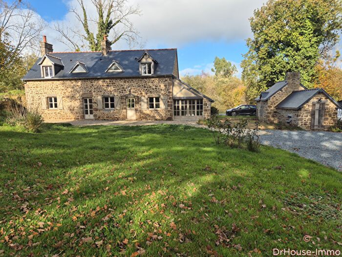 Maison à vendre - Gorron - 7 pièces - 4 chambres