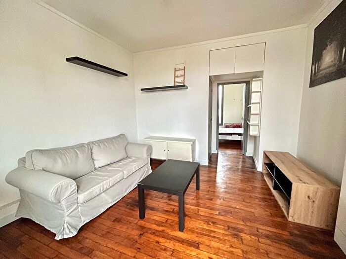 Appartement à louer - Colombes, Les Vallées - 2 pièces - 1 chambre