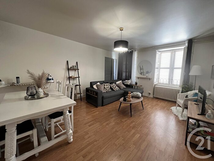 Appartement 2 pièces à louer à Moulins, Centre-ville