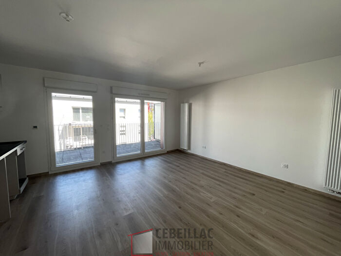 Appartement à louer - Clermont-Ferrand, Delille, Cathédrale, La Gare - 2 pièces - 1 chambre