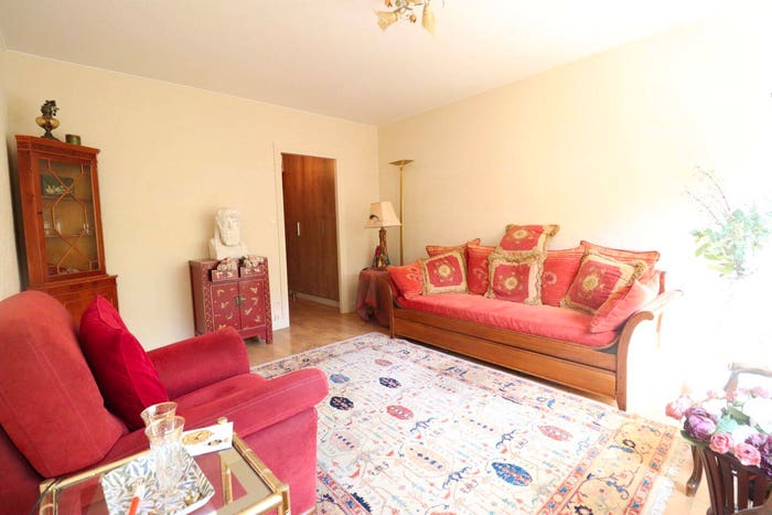 Centre-Léon Bourgeois, Châlons-en-Champagne - Appartement 2 pièces à louer