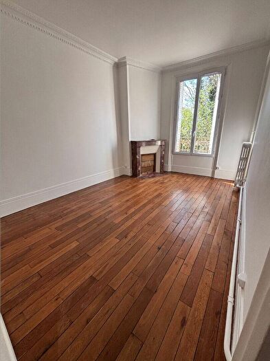 Appartement à louer - Village, Fontenay-sous-Bois - 3 pièces - 2 chambres