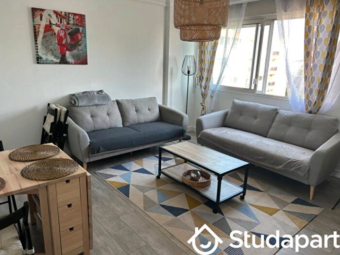 Appartement à louer - Lambézellec, Brest - 1 pièce - 1 chambre