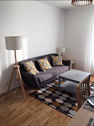 Appartement à louer - Angers, Centre-ville, La Fayette - 1 pièce - 3 chambres