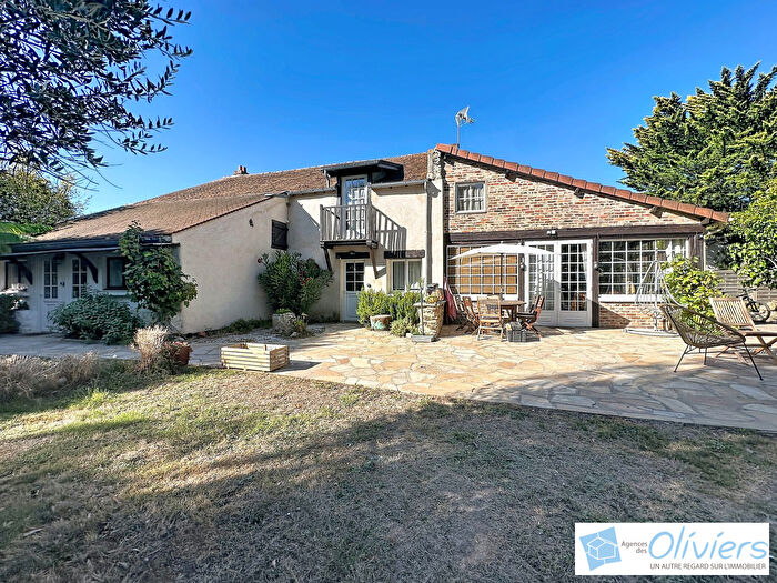 Choisel : Maison 9 pièces à vendre