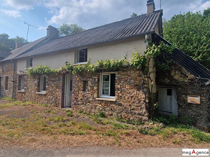 Saint-Séglin : Maison 3 pièces à vendre