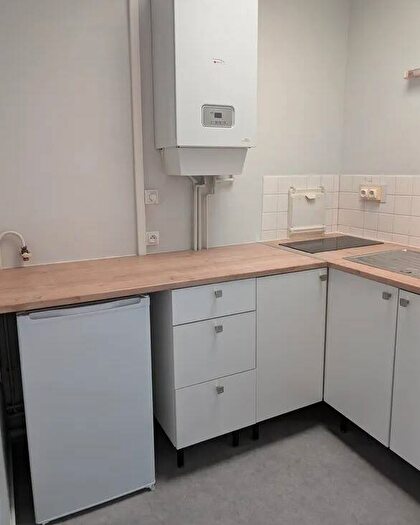 Appartement à louer - Le Monteil-Paul Montagne, Pessac - 1 pièce