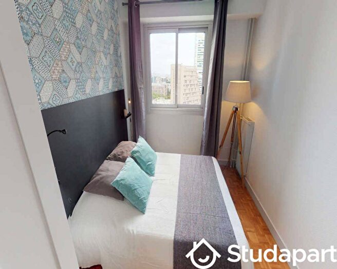 Appartement à louer - Gambetta, Courbevoie - 1 pièce - 1 chambre