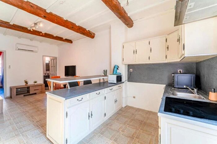 Appartement à louer - Nîmes, Jean Jaurès - 1 pièce - 1 chambre
