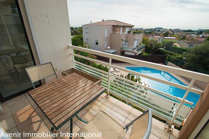 Appartement à louer - Antibes - 2 pièces - 1 chambre