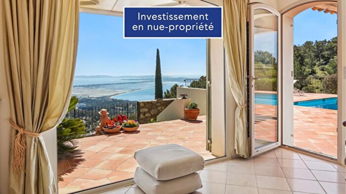 Maison 5 pièces à Hyères, Costebelle, Almanarre, à vendre