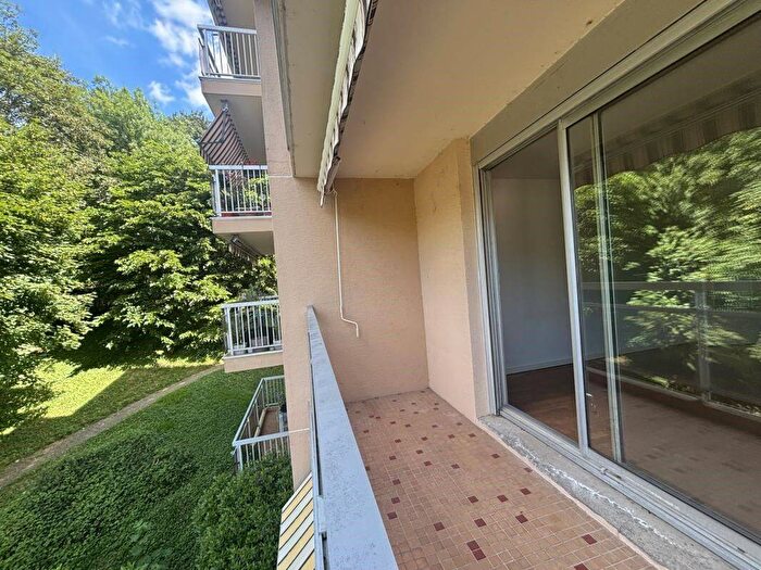 Bord-de Osaone, Fontaines-sur-Saône : Appartement 3 pièces à louer