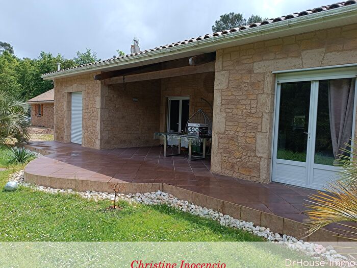 Maison 8 pièces à Reignac, à vendre