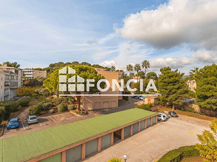 Appartement à vendre - Sanary-sur-Mer, Centre-ville, Port - 2 pièces - 1 chambre