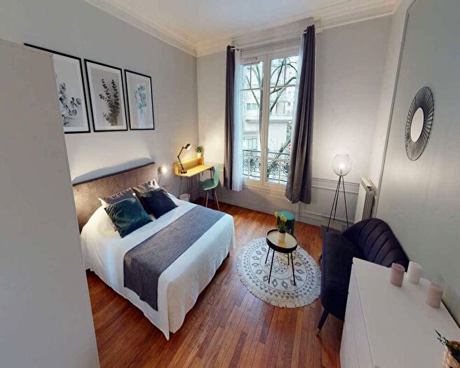 Vaugirard-Parc des Expositions, Paris 15ème arrondissement : Appartement 4 pièces à louer