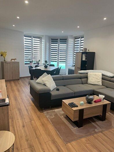 Appartement à louer - Charmes - 4 pièces - 2 chambres