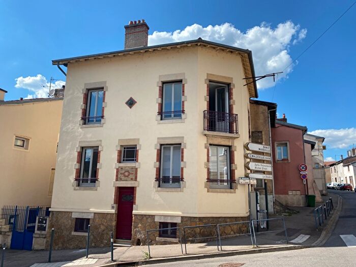 Maisons à vendre et appartements à louer - 3