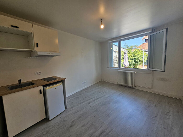 Appartement 1 pièce à louer à Talence, Saint-Genès, La Médoquine, Haut-Brion