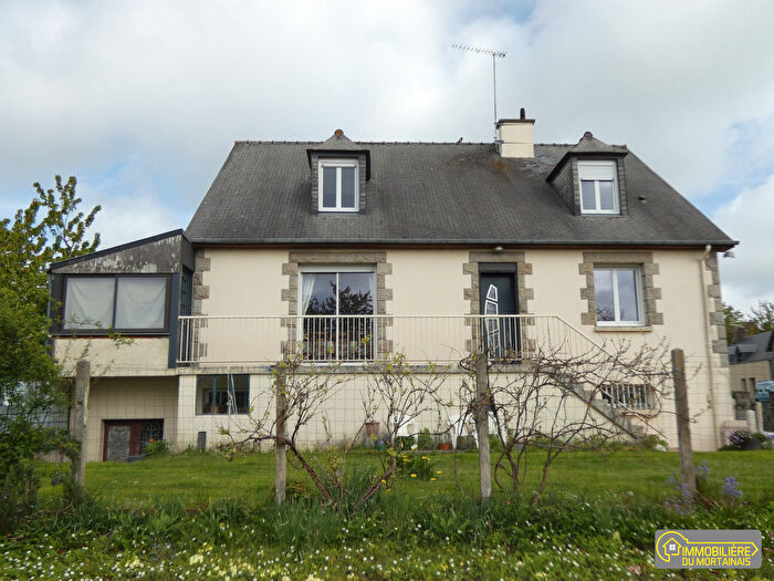 Savigny-le-Vieux : Maison 7 pièces à vendre