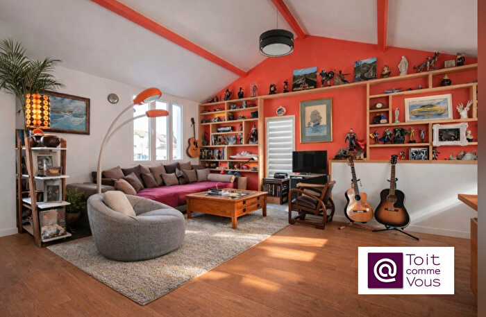 Maison à vendre - Romainville - 5 pièces - 3 chambres