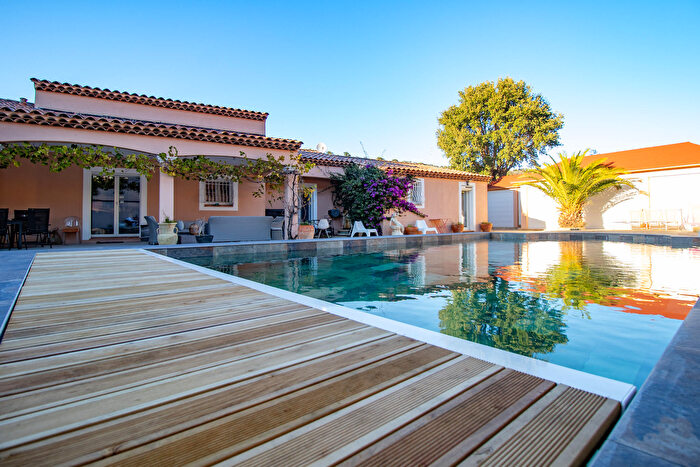 Maison à vendre - Bormes-les-Mimosas, Haut-Para, Pas de Courtin, Manjastre - 5 pièces - 4 chambres