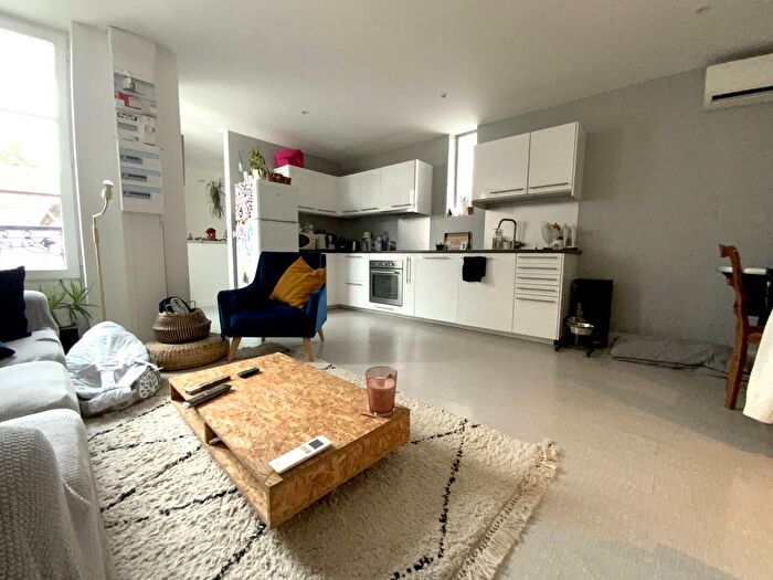 Appartement 3 pièces à Saint-Chéron, à louer