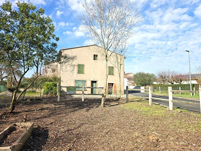 Maison à vendre - Cambounet-sur-le-Sor - 4 pièces - 3 chambres
