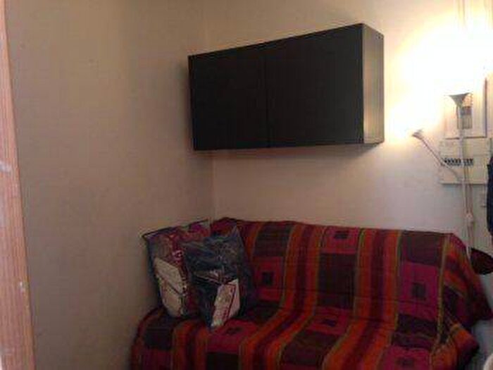 Hôtel de Ville-Planchette, Levallois-Perret - Appartement 1 pièce à louer