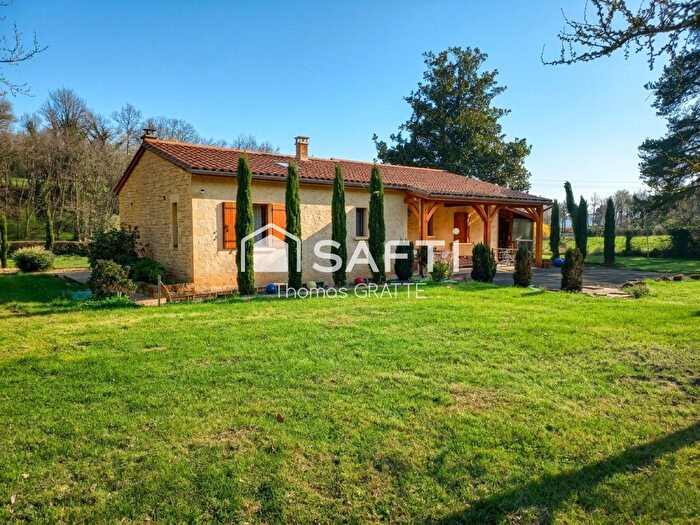 Maison 13 pièces à vendre à Vitrac
