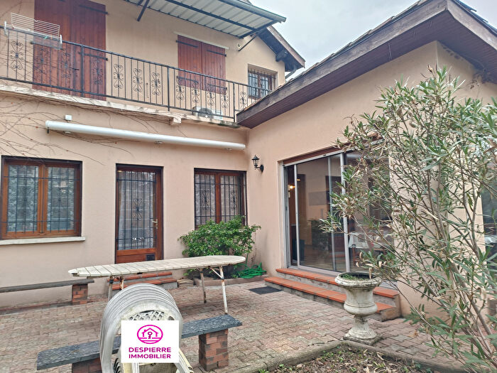 Maison à vendre - Le Péage-de-Roussillon - 8 pièces - 7 chambres