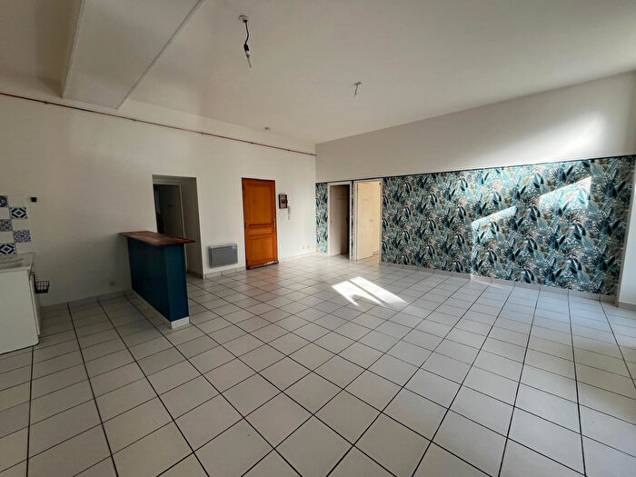 Appartement à louer - Villeneuve-sur-Lot, Sainte-Catherine - 2 pièces - 1 chambre