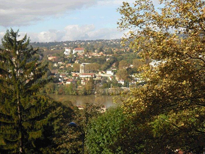 Appartement à louer - Caluire-et-Cuire - 3 pièces - 2 chambres